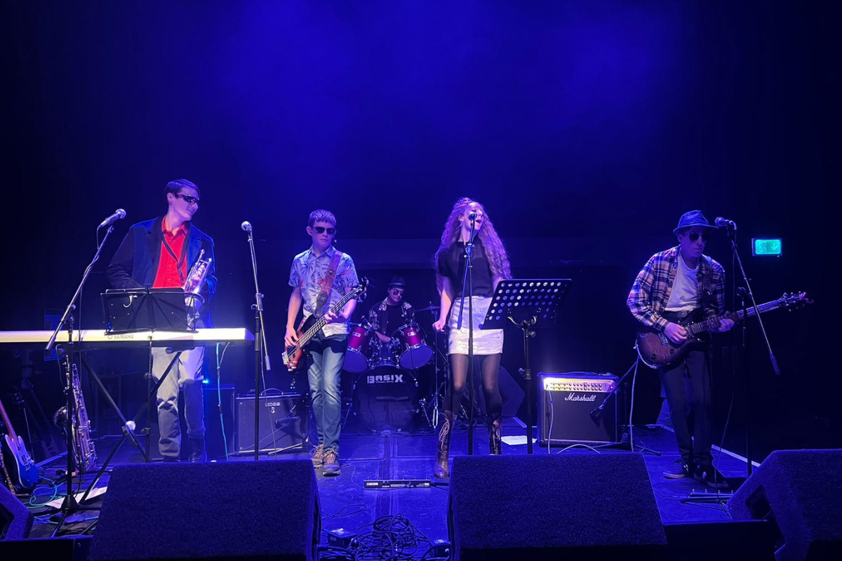 Absent Minds | Involving Music